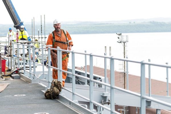 HMS Queen Elizabeth leaves dock as Royal Navy flagship aircraft carrier ...