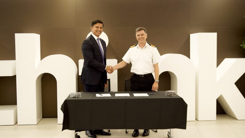 Lt Gen Simon Hamilton becomes DE&S' new Director General Land - Defence ...